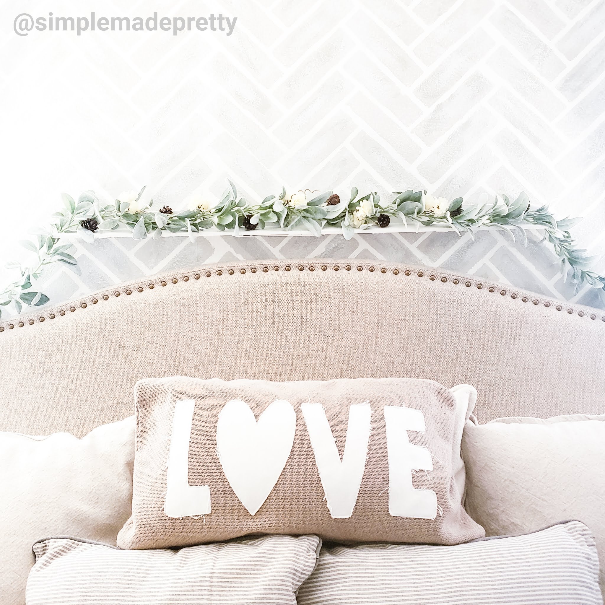 Mini Shelf Using Paint Sticks - Craft & Create Club by Simple Made Pretty